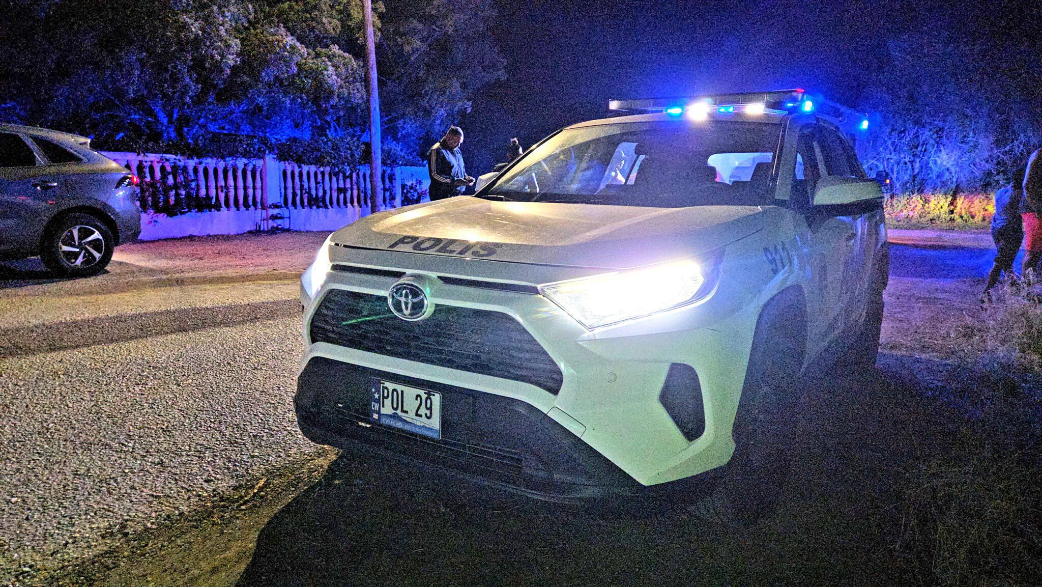 Porta di kurá ta kita kai riba dama di edat – Vigilante